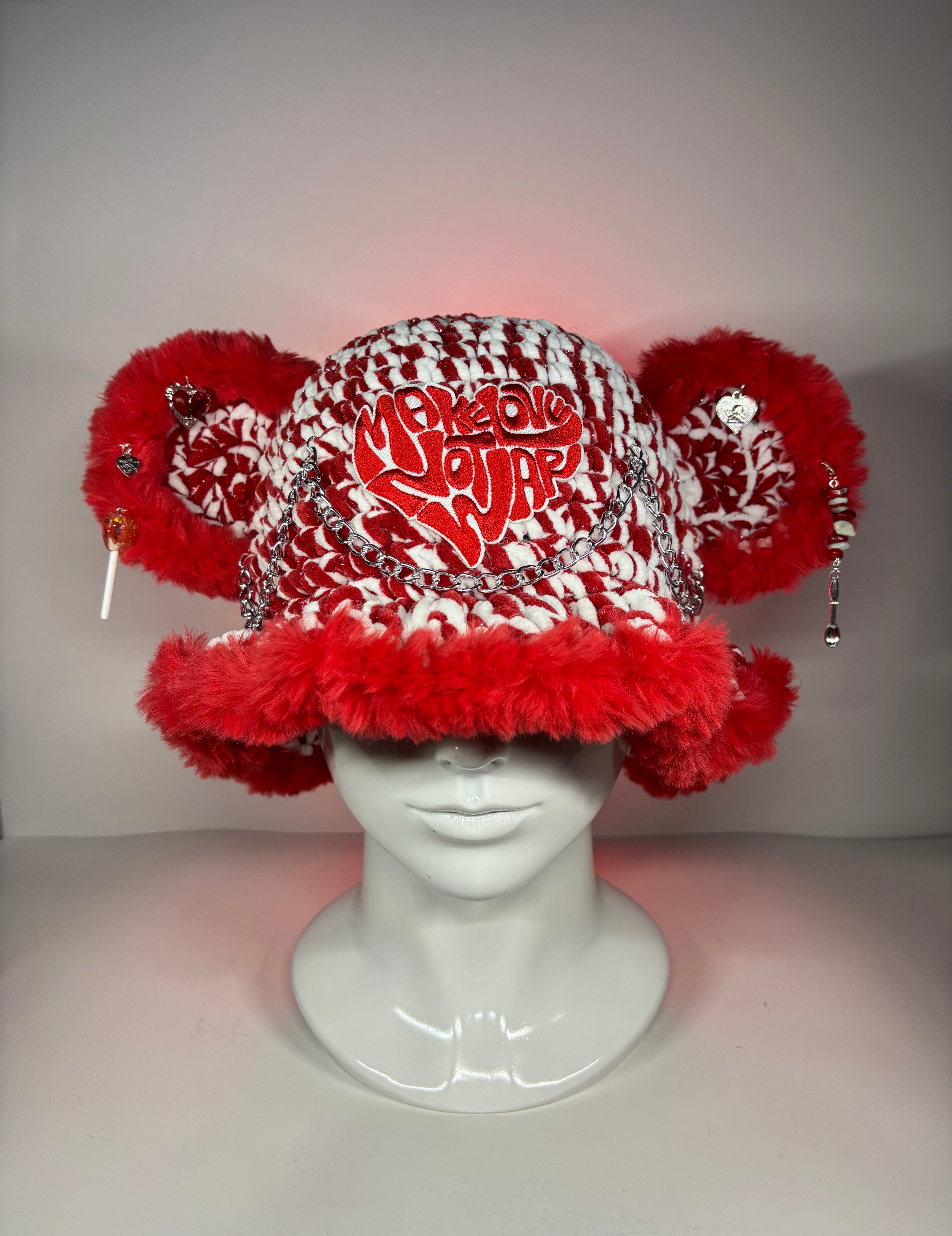 Make love not war bucket hat – Yarnlab